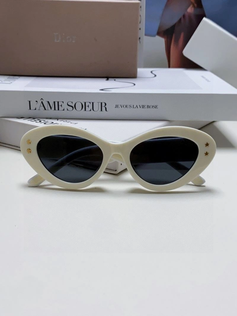 Exact replica Christian Dior Sunglasses