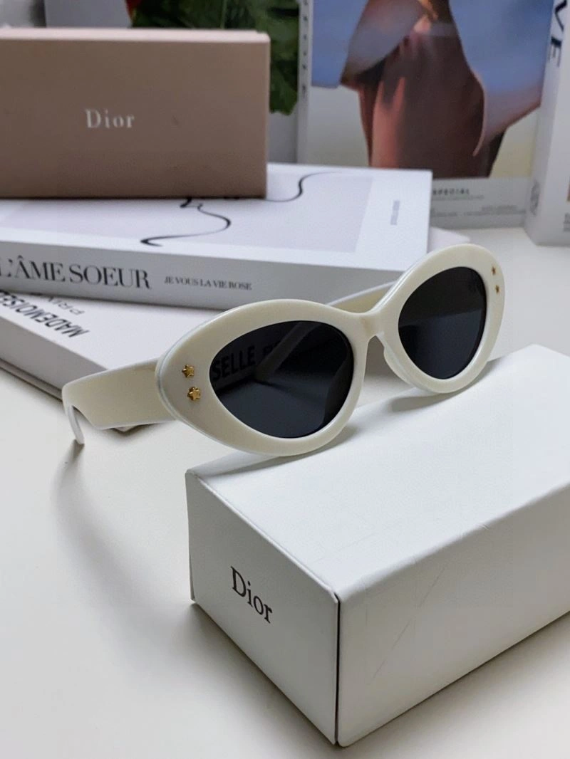 Exact replica Christian Dior Sunglasses