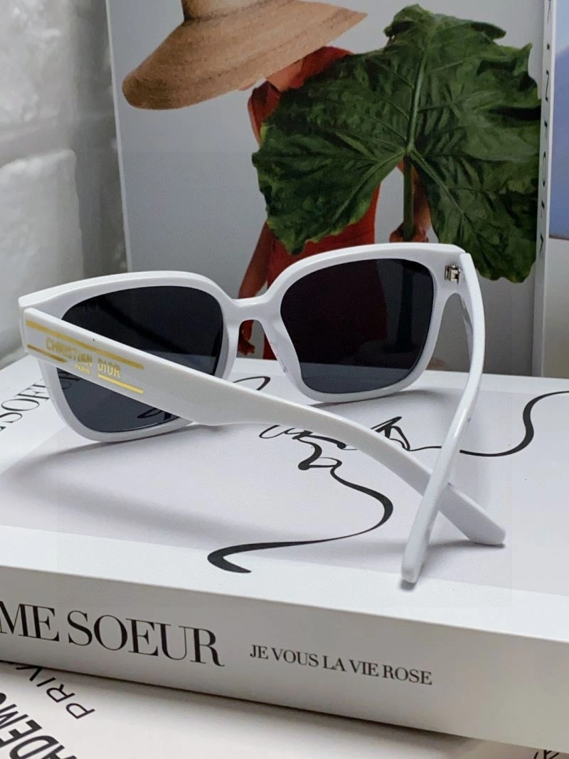 Low-cost Christian Dior Sunglasses