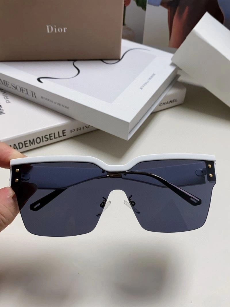 Indistinguishable Christian Dior Sunglasses