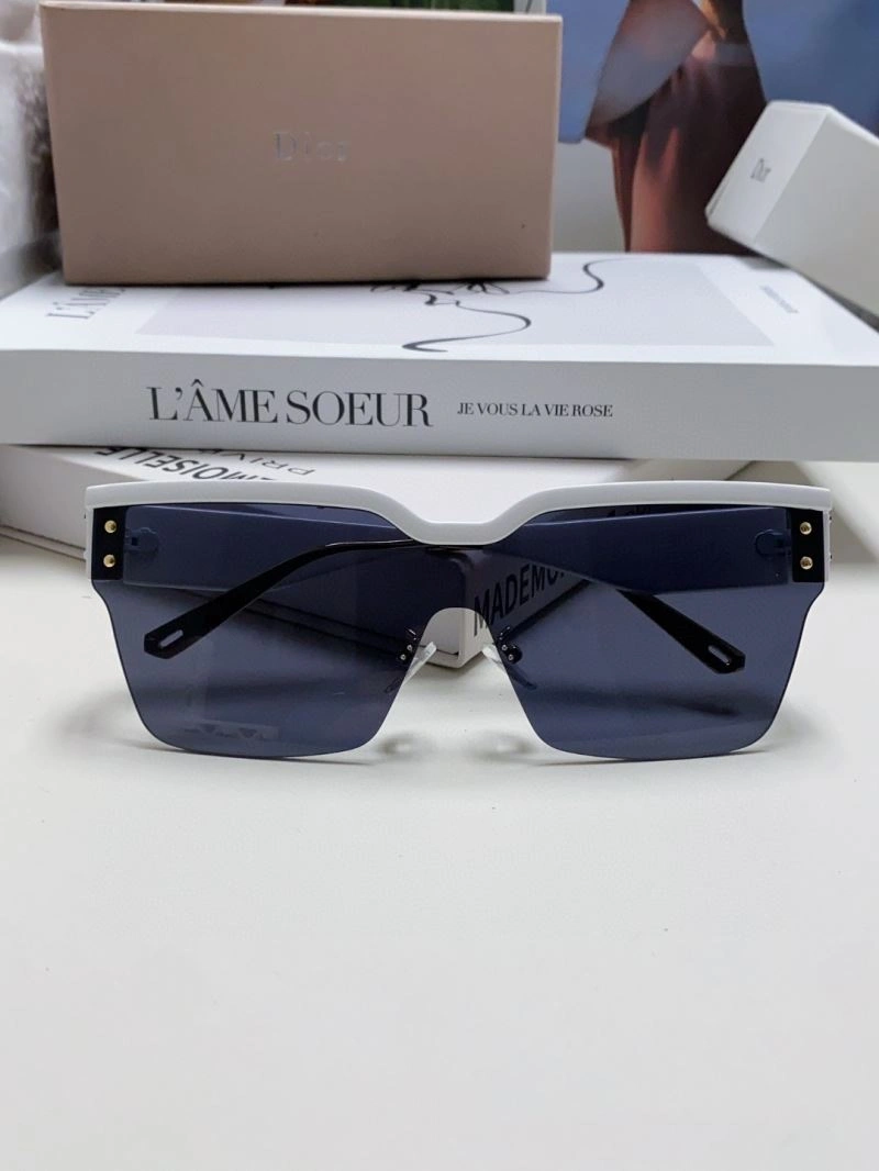 Indistinguishable Christian Dior Sunglasses