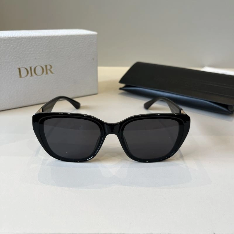 Bargain Christian Dior Sunglasses