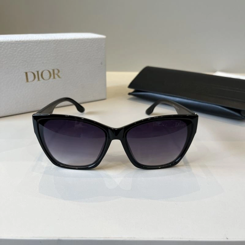 Low-cost Christian Dior Sunglasses