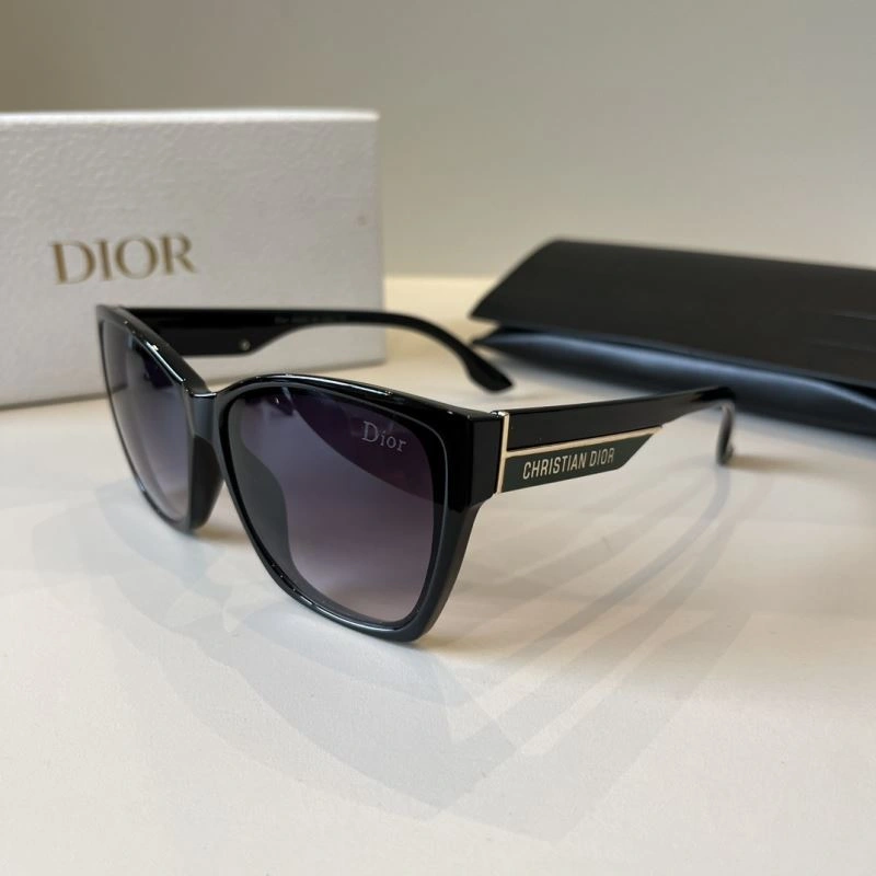 Low-cost Christian Dior Sunglasses
