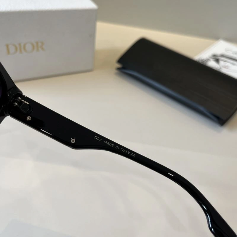 Low-cost Christian Dior Sunglasses