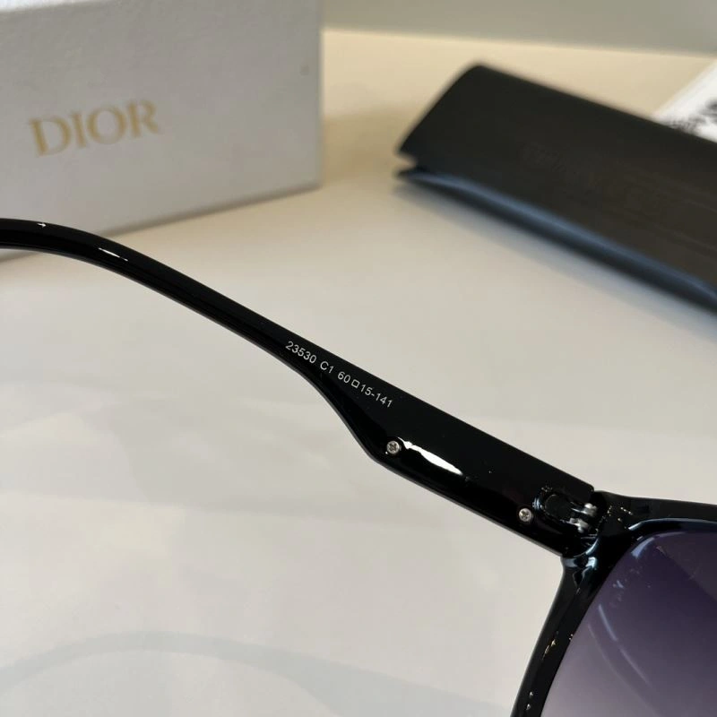 Low-cost Christian Dior Sunglasses