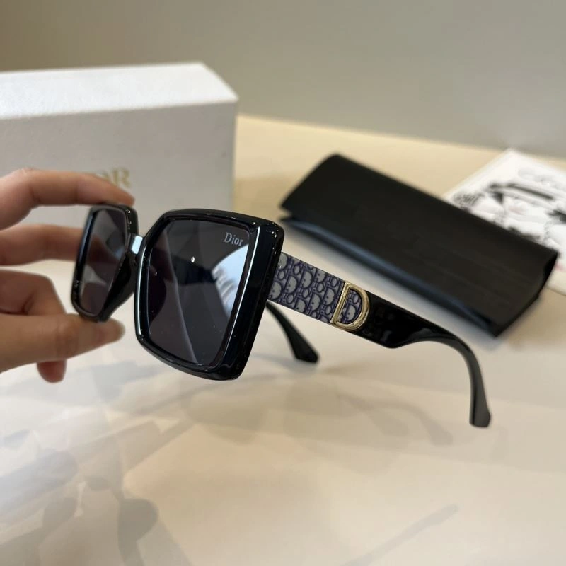Legit Christian Dior Sunglasses