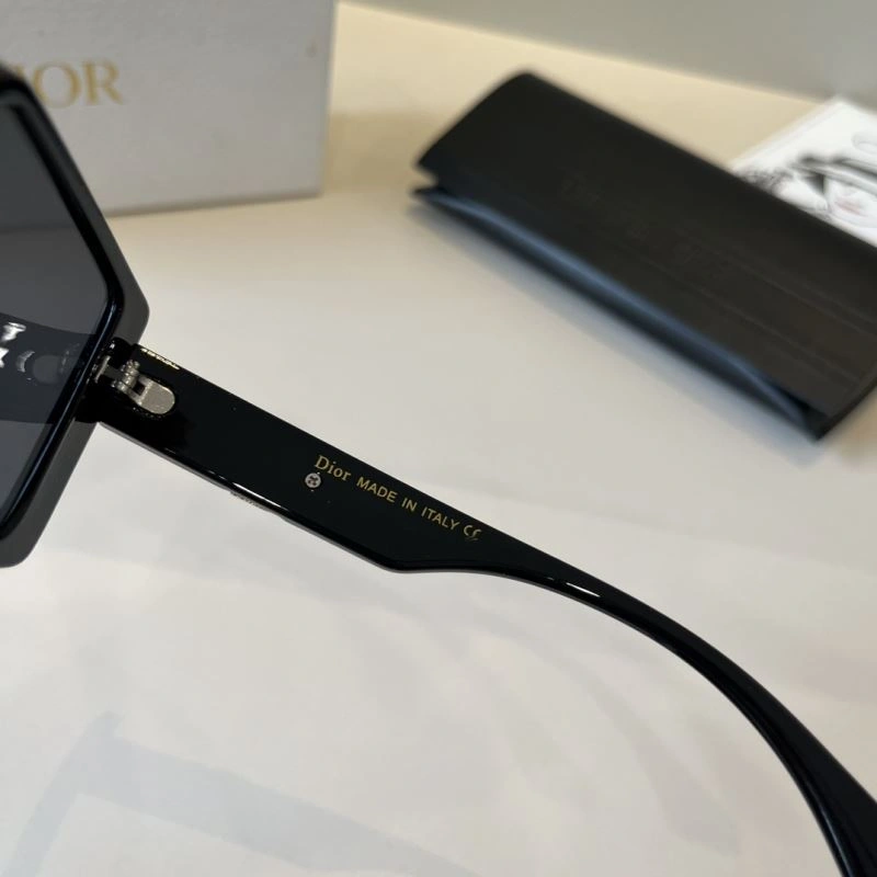 Legit Christian Dior Sunglasses