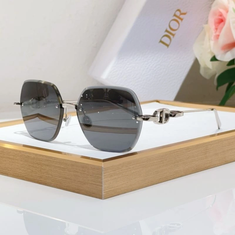 Reasonably priced Christian Dior Sunglasses