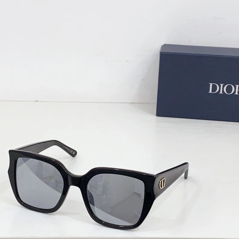 Reasonably priced Christian Dior Sunglasses