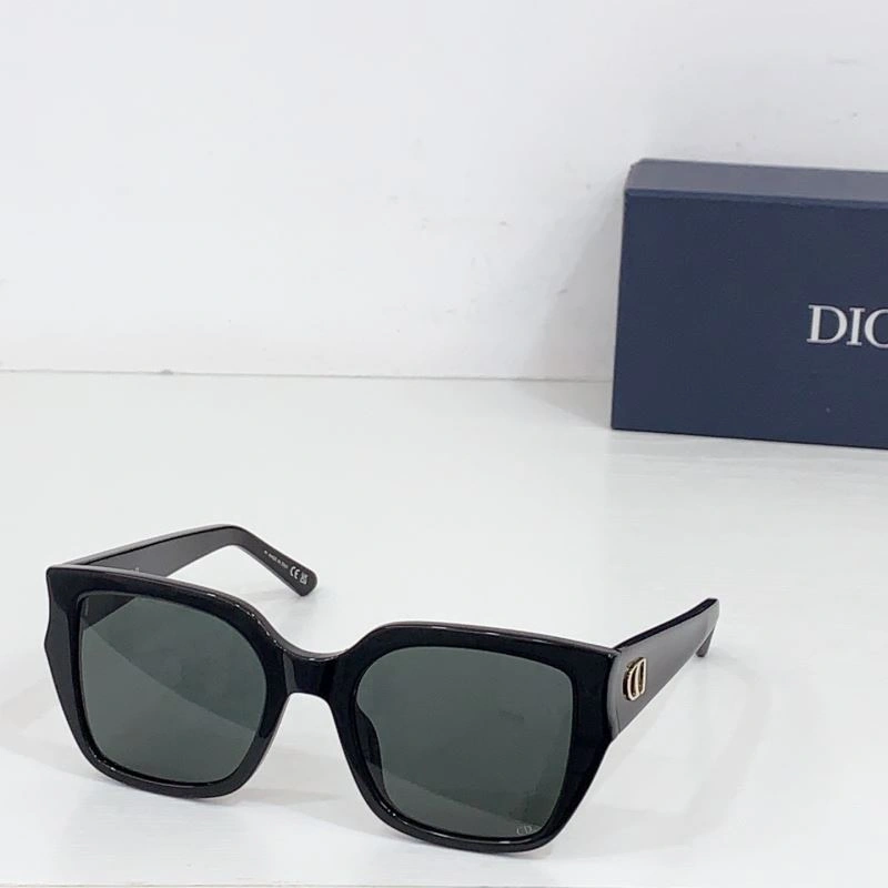 Reasonably priced Christian Dior Sunglasses