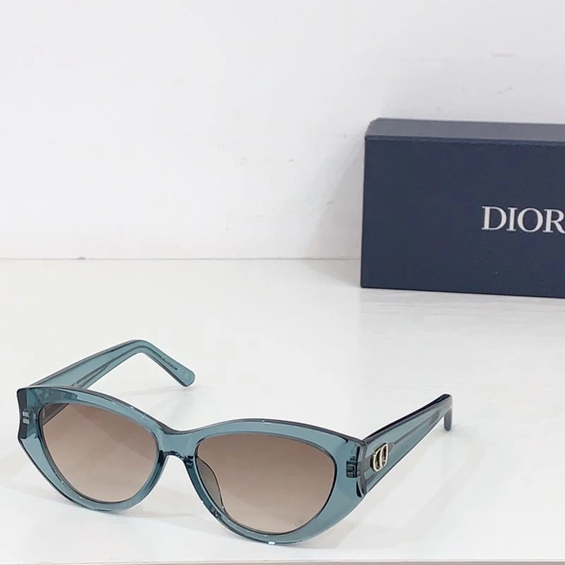 Indistinguishable Christian Dior Sunglasses