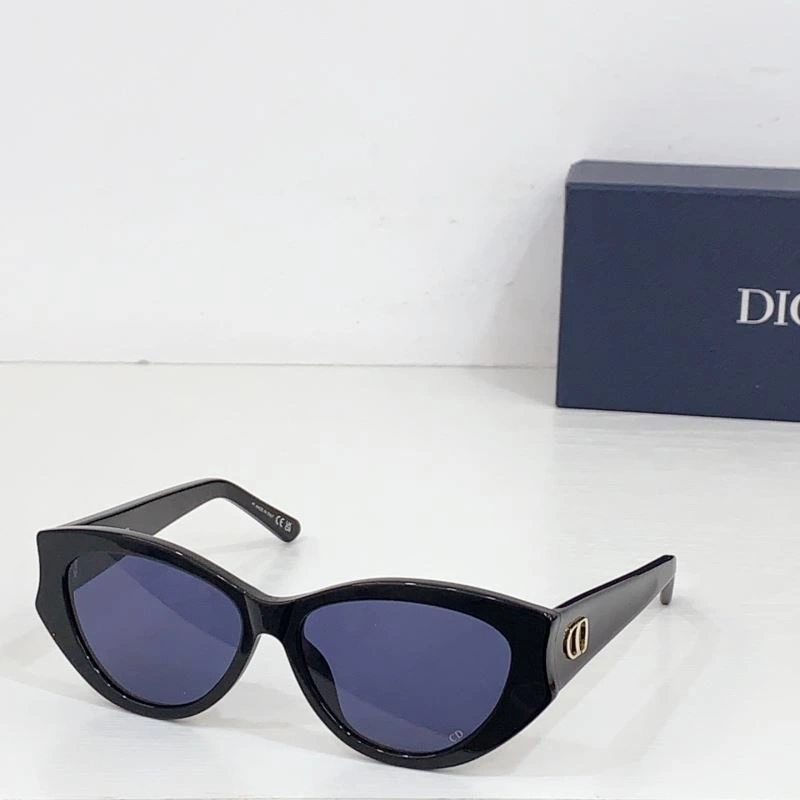 Indistinguishable Christian Dior Sunglasses