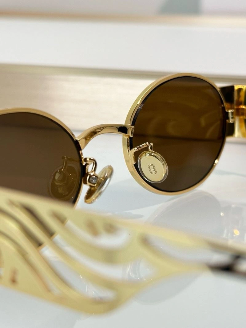 Indistinguishable Christian Dior Sunglasses