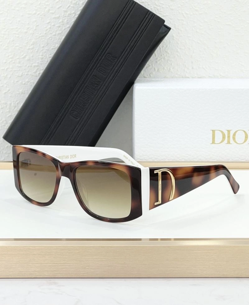 High fidelity Christian Dior Sunglasses