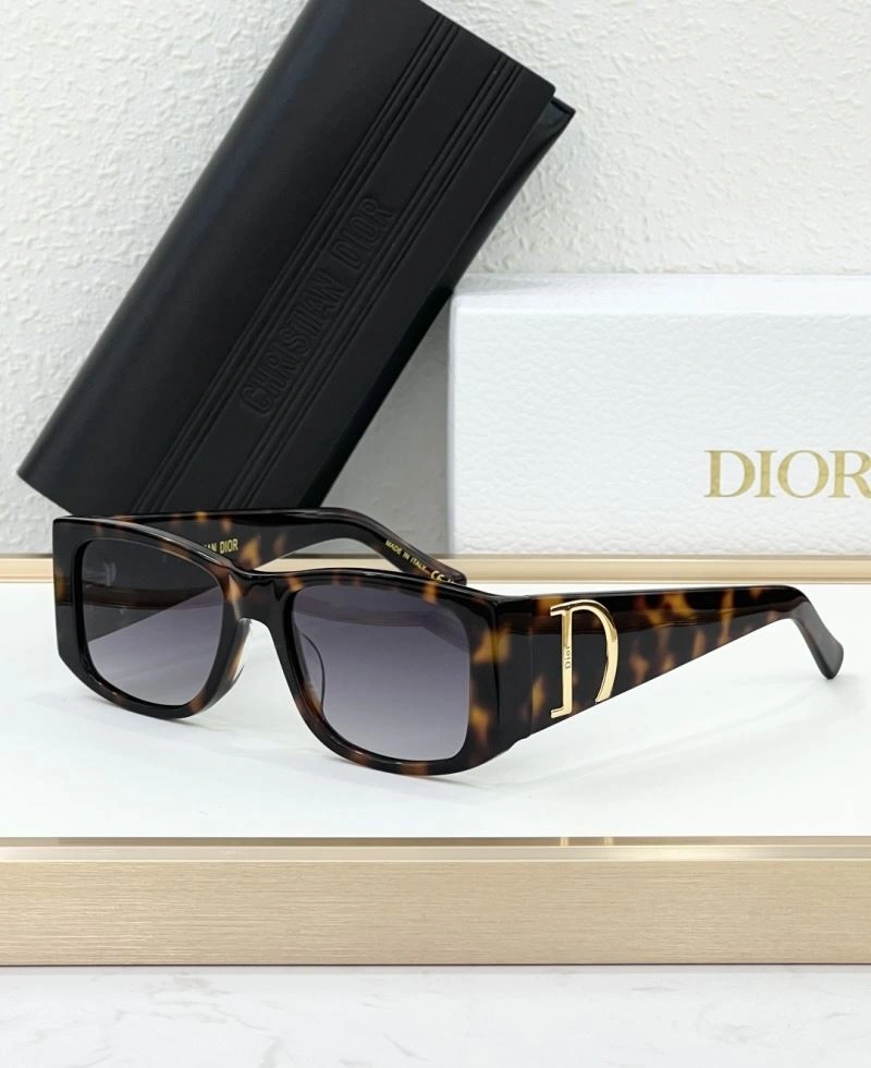 High fidelity Christian Dior Sunglasses