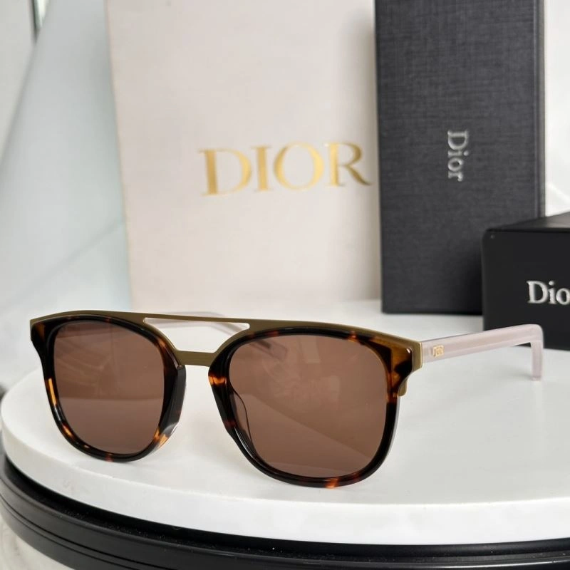 Legit Christian Dior Sunglasses