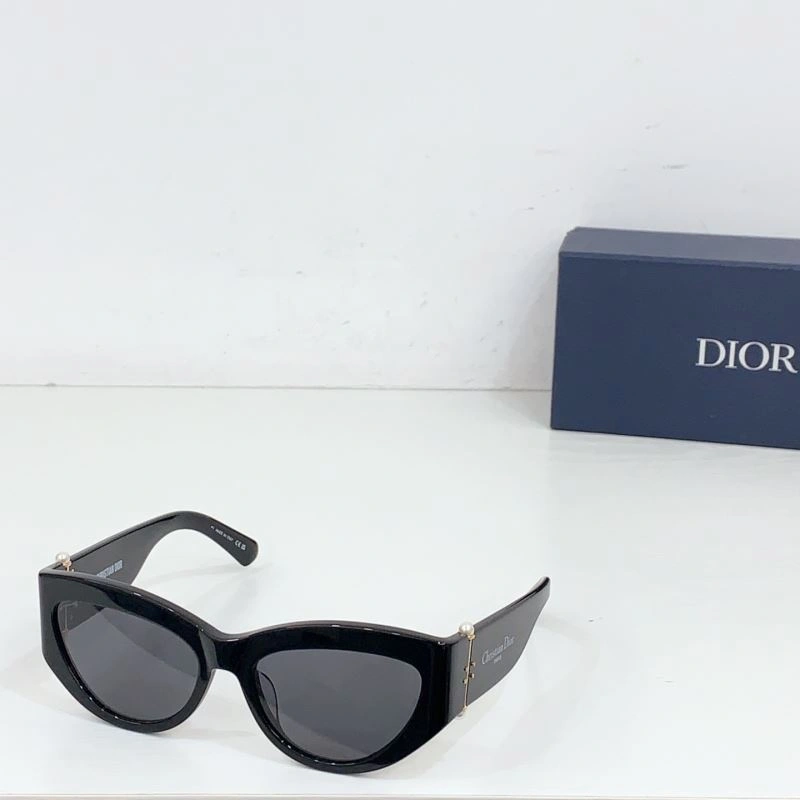 Top match Christian Dior Sunglasses