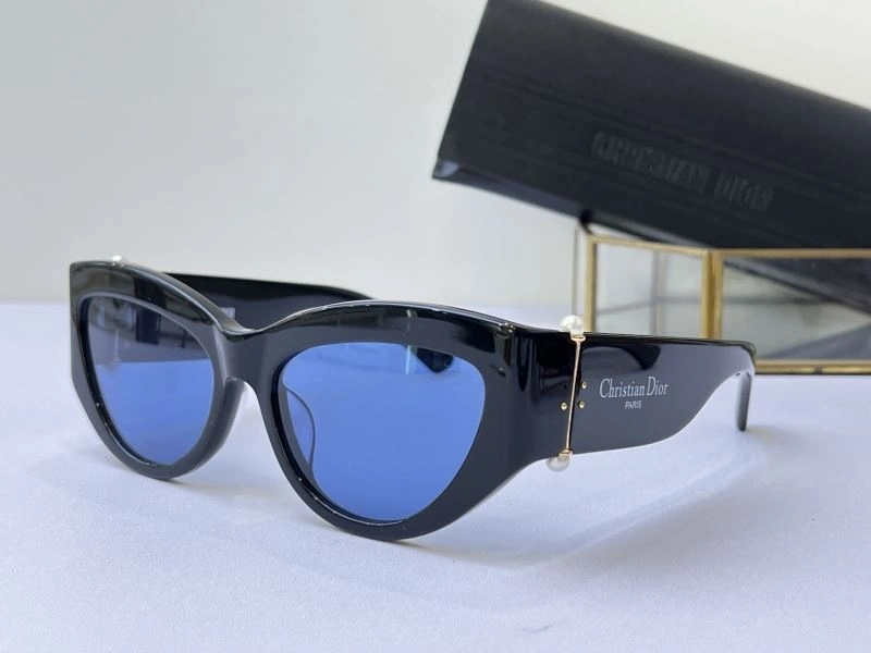Top match Christian Dior Sunglasses