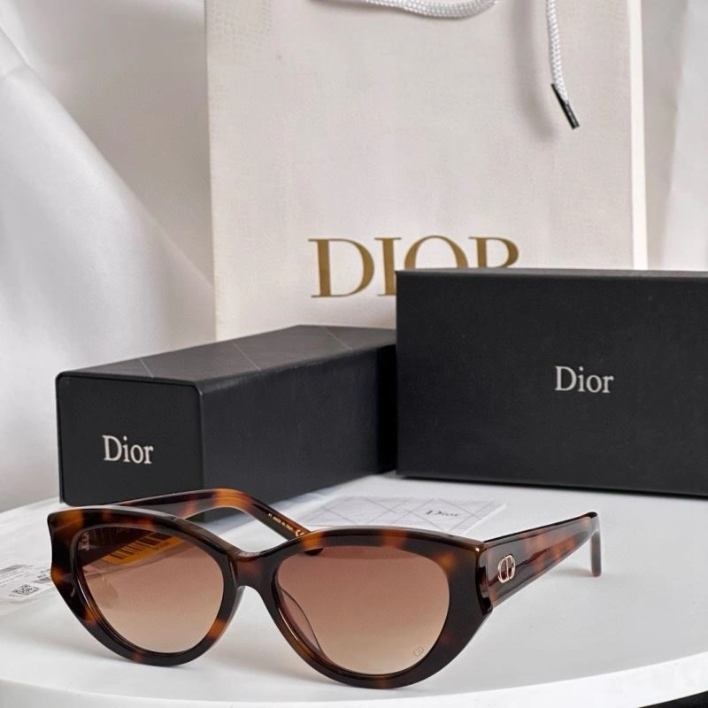Top match Christian Dior Sunglasses
