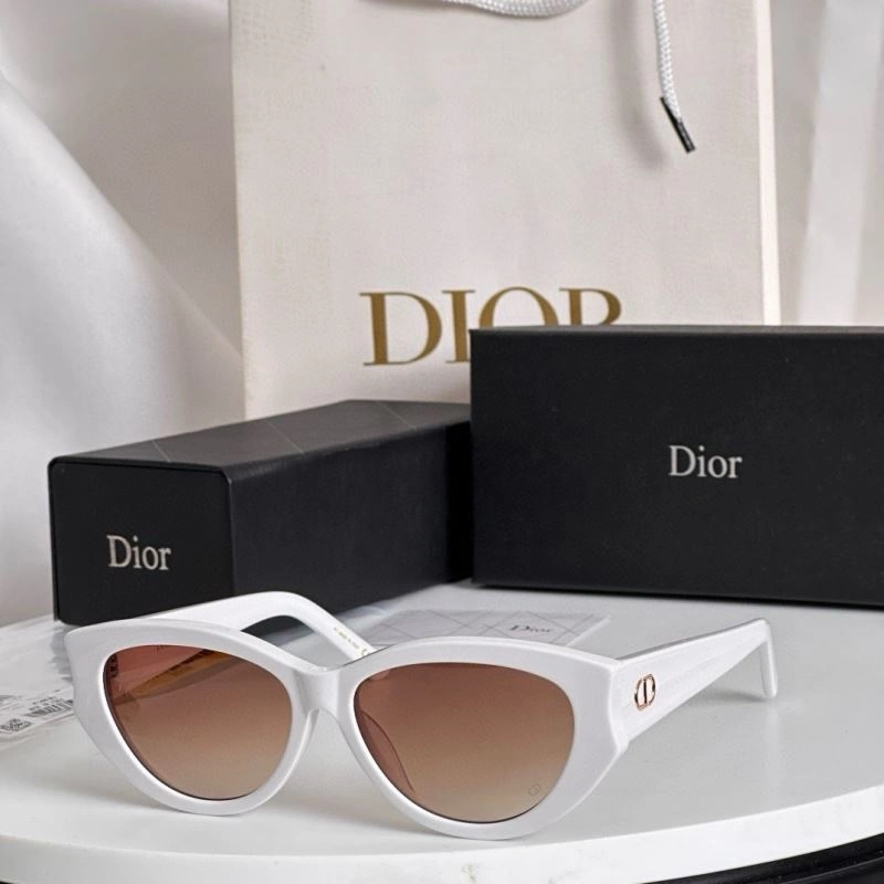 Top match Christian Dior Sunglasses