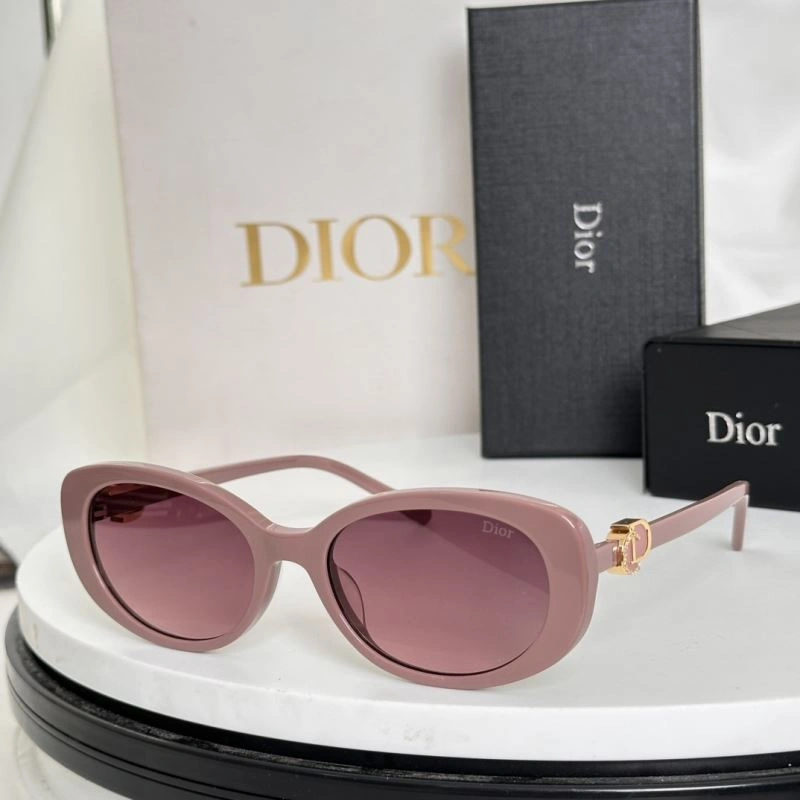 High fidelity Christian Dior Sunglasses