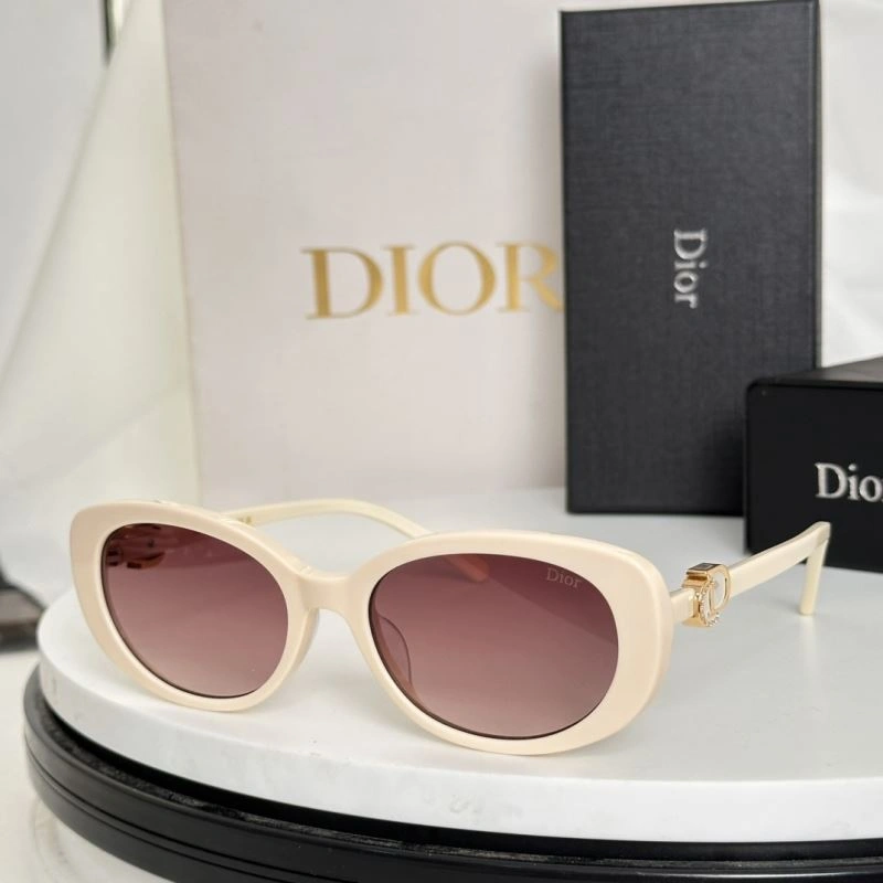 High fidelity Christian Dior Sunglasses