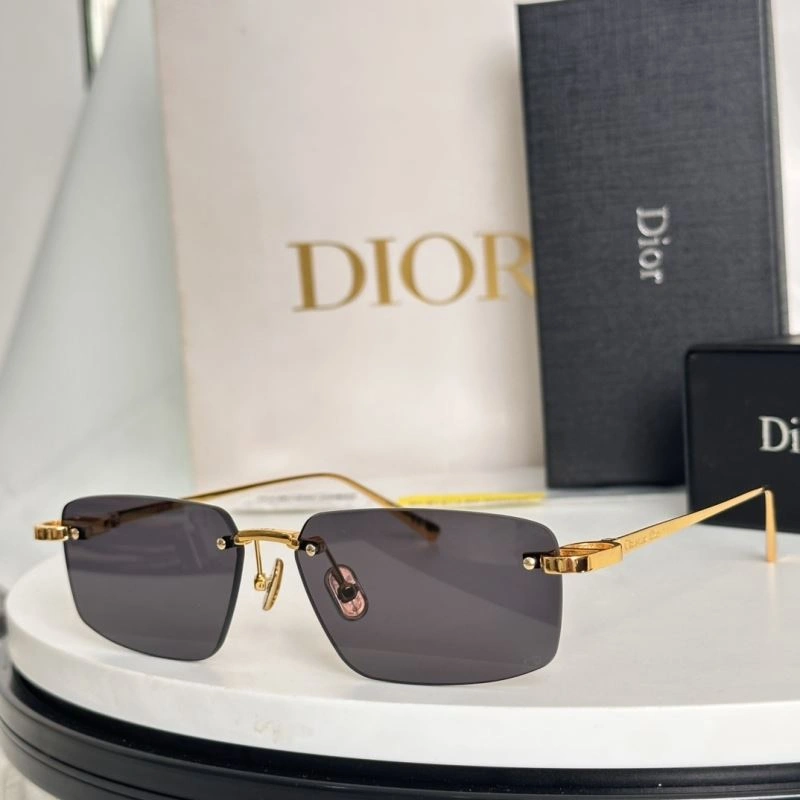 Top mirror Christian Dior Sunglasses