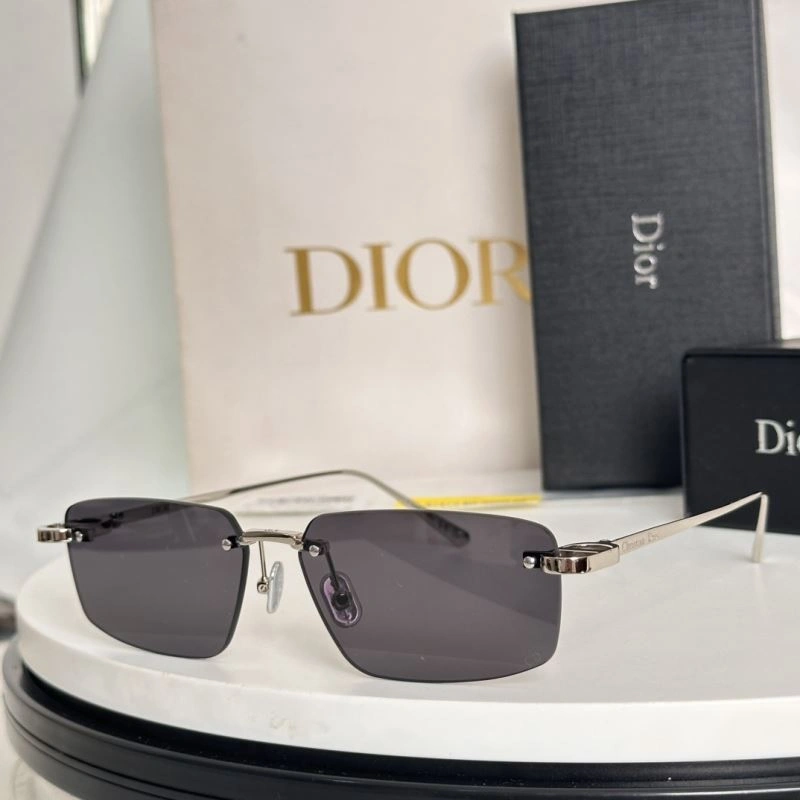 Top mirror Christian Dior Sunglasses