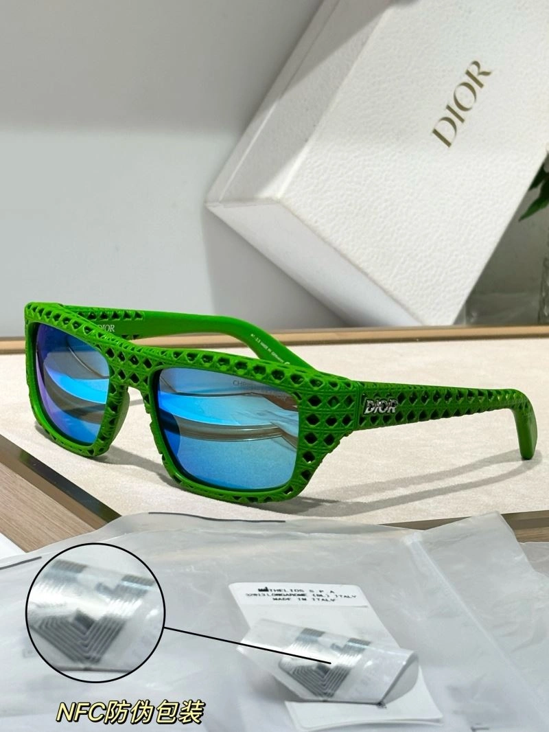 Exact replica Christian Dior Sunglasses