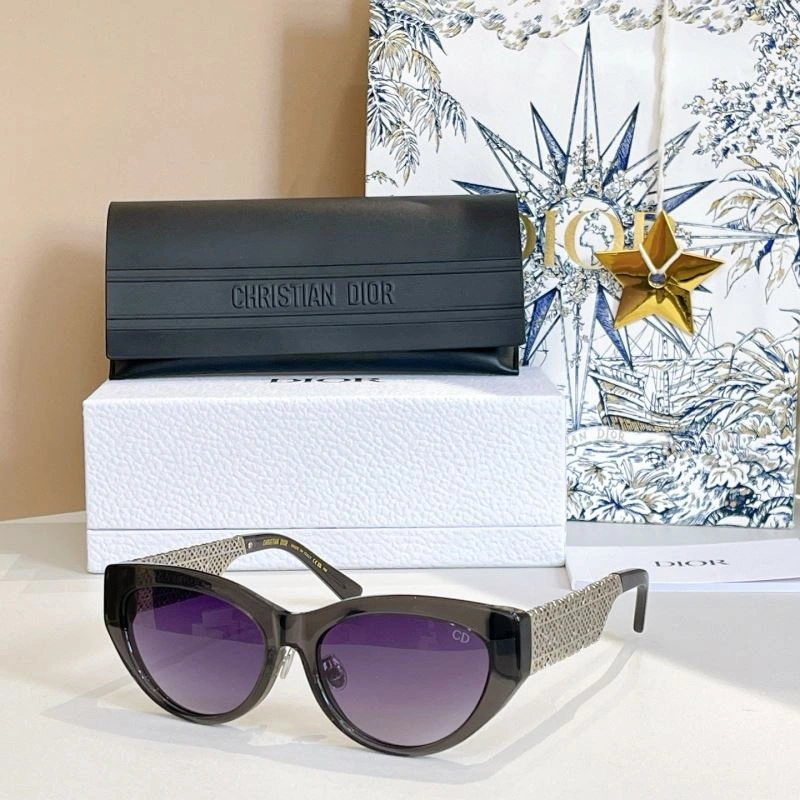Exact replica Christian Dior Sunglasses