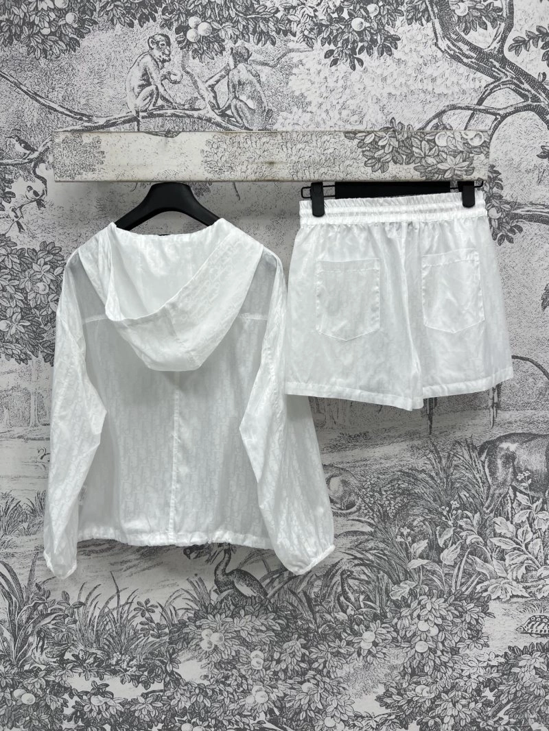 Bargain Christian Dior Sunscreen Jacket