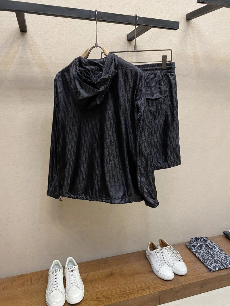 Value-priced Christian Dior Sunscreen Jacket