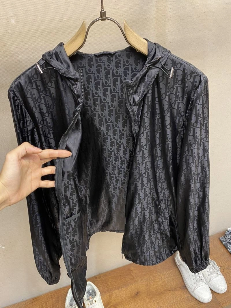Value-priced Christian Dior Sunscreen Jacket