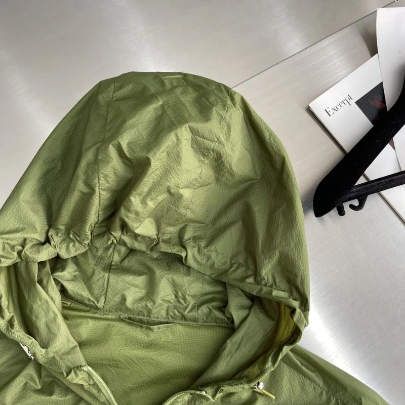 Low-cost Christian Dior Sunscreen Jacket
