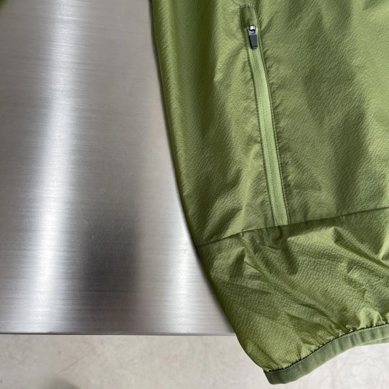 Low-cost Christian Dior Sunscreen Jacket