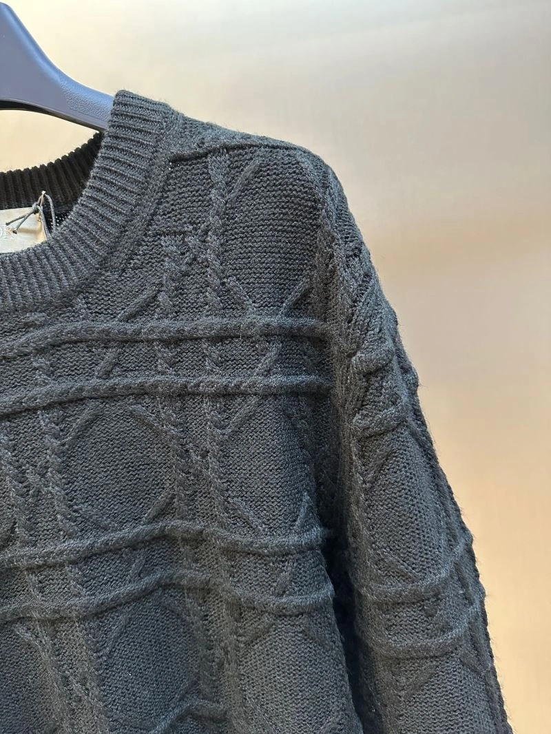 Bargain Christian Dior Sweaters