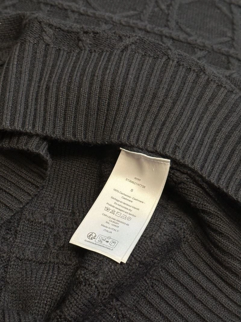 Bargain Christian Dior Sweaters