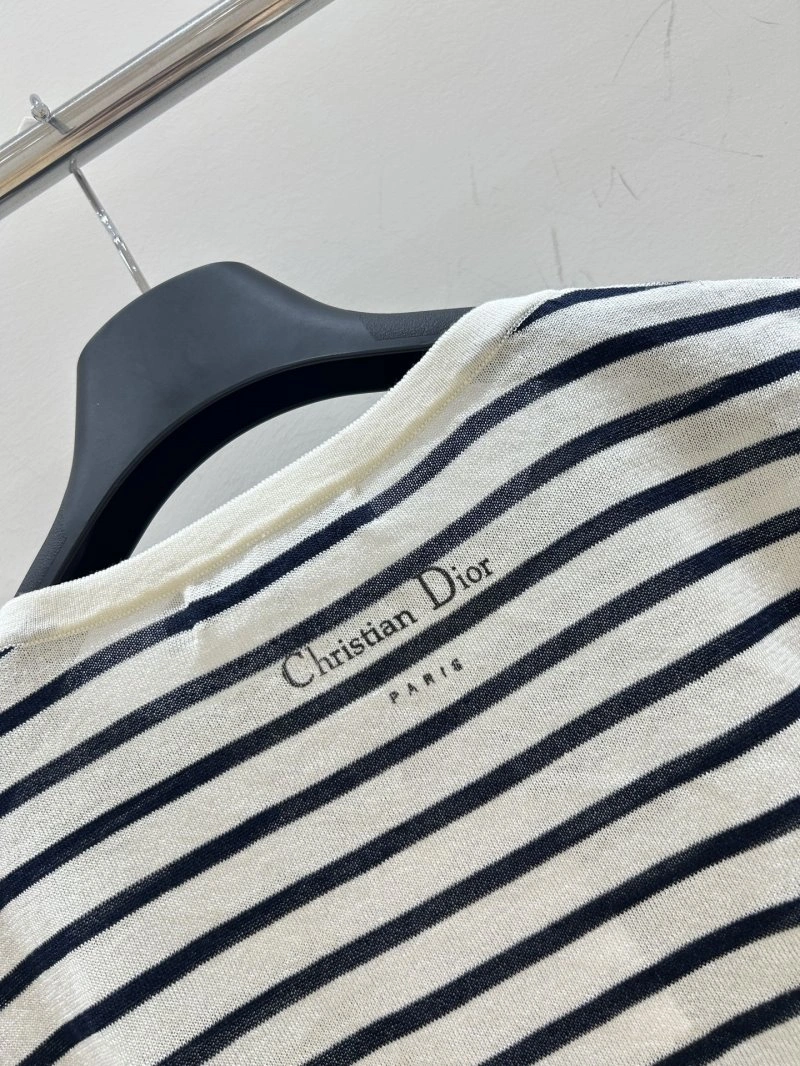 Low-cost Christian Dior Sweaters