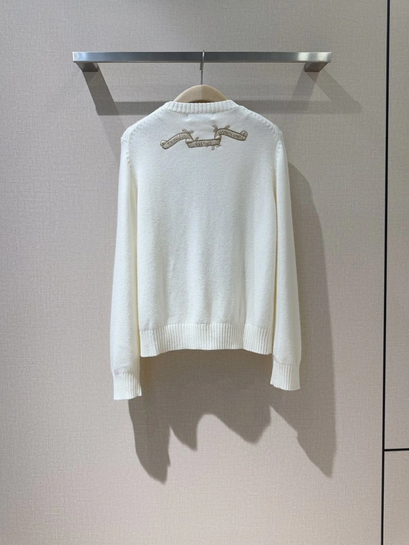 Accurate model Christian Dior Sweaters