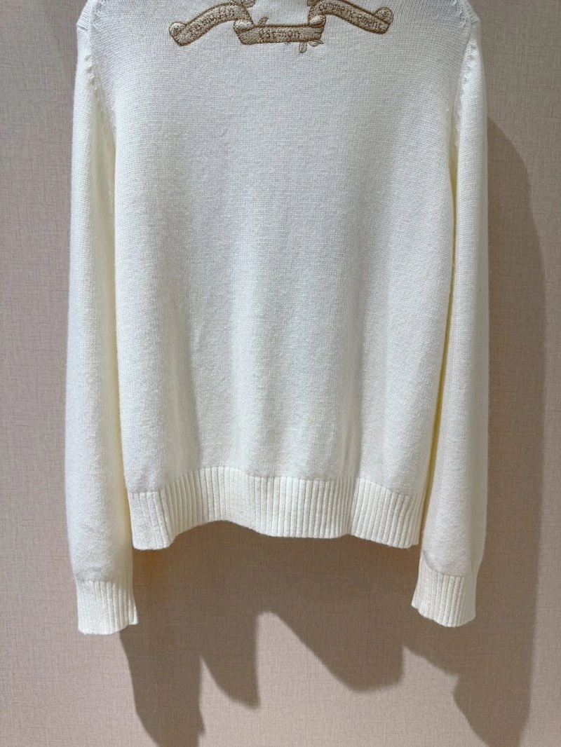 Accurate model Christian Dior Sweaters
