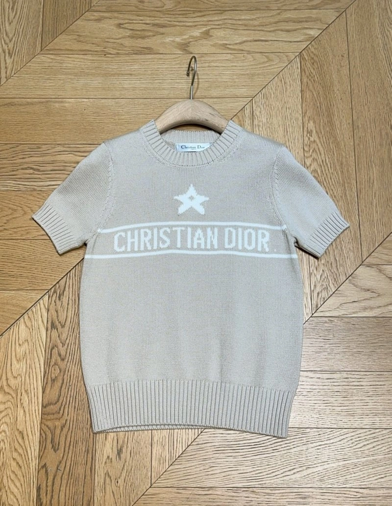 Bargain Christian Dior Sweaters