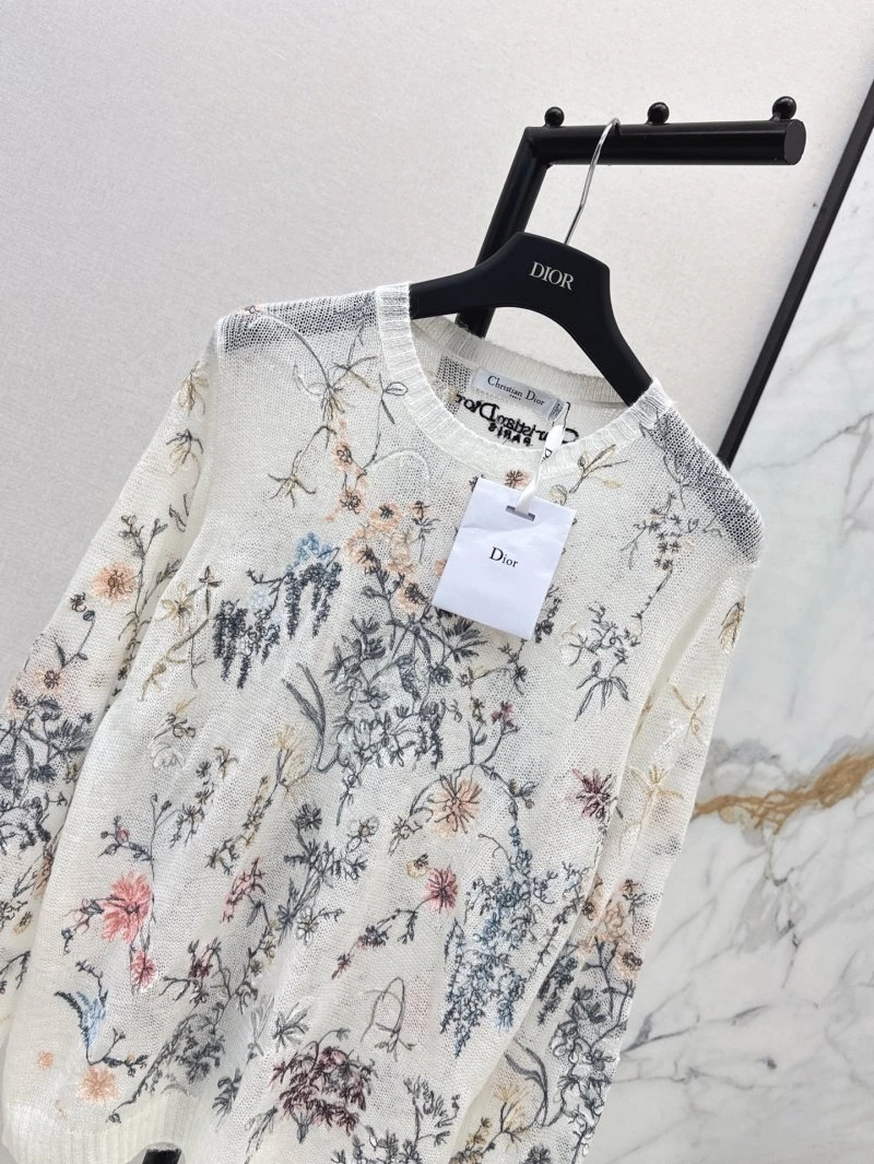 Indistinguishable Christian Dior Sweaters