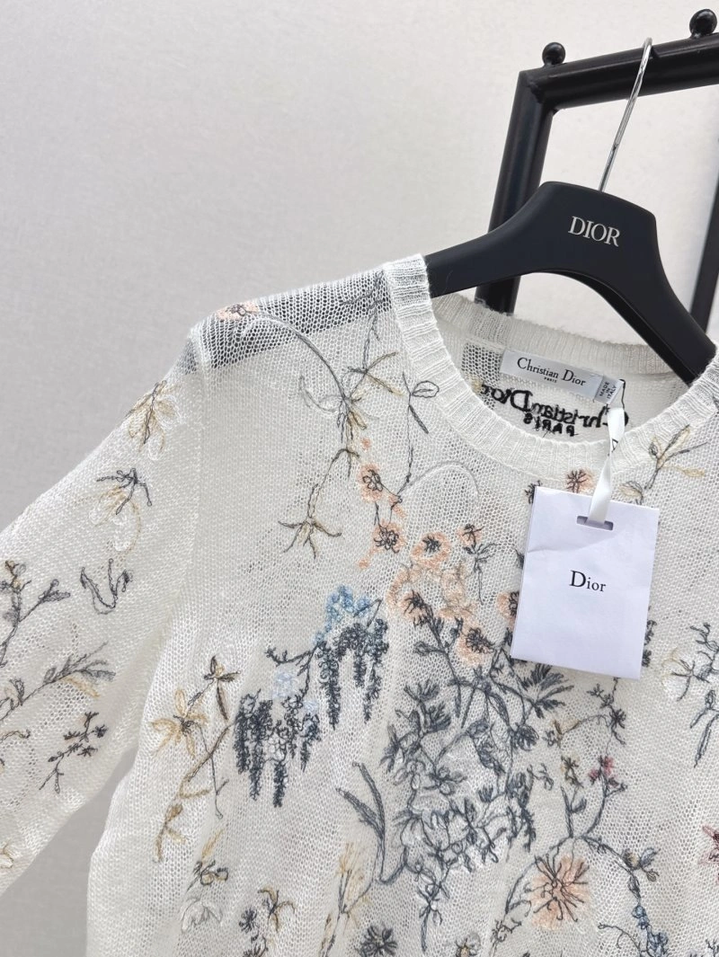 Indistinguishable Christian Dior Sweaters
