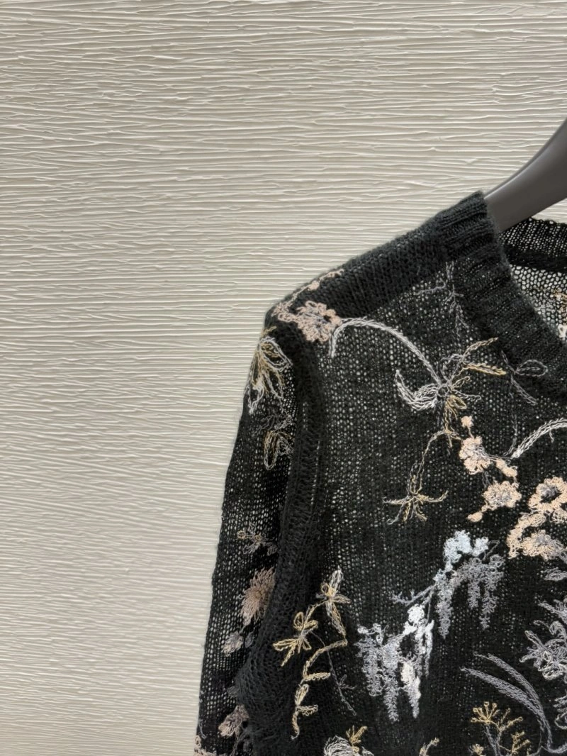 Top match Christian Dior Sweaters