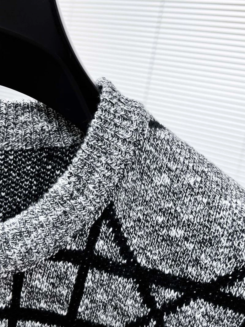 Brand-original Christian Dior Sweaters