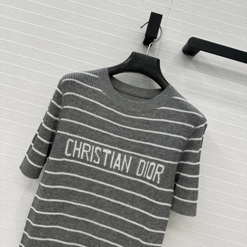 Discounted Christian Dior Sweaters