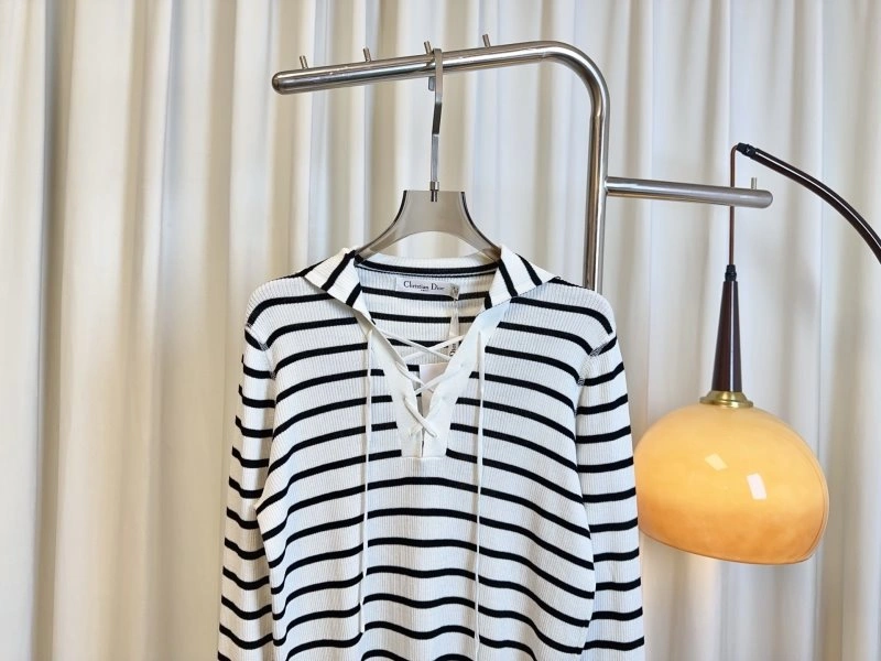 Discounted Christian Dior Sweaters