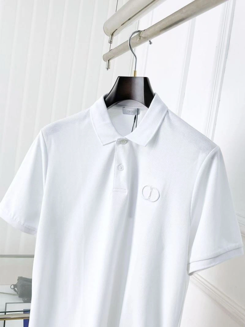 Accurate model Christian Dior T-Shirts