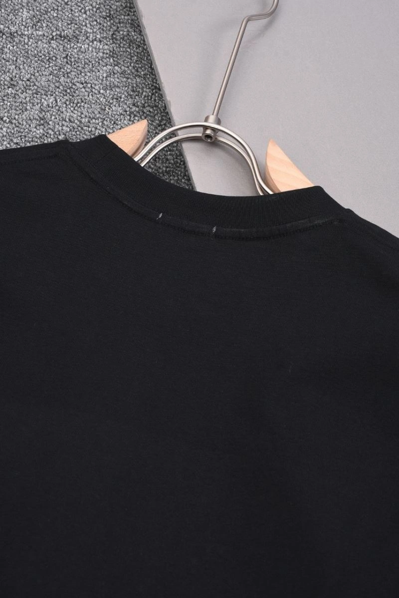 Inexpensive Christian Dior T-Shirts